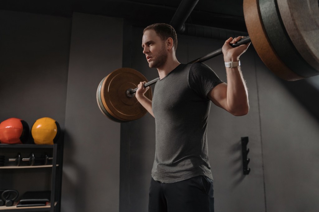 Rucking vs Running: What's The Best Cardio Option For You? - Outdoor Muscle