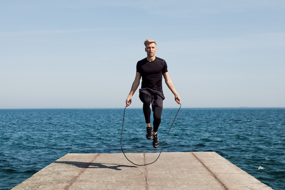 Jumping Rope vs Running: The Ultimate Cardio Showdown - Outdoor Muscle