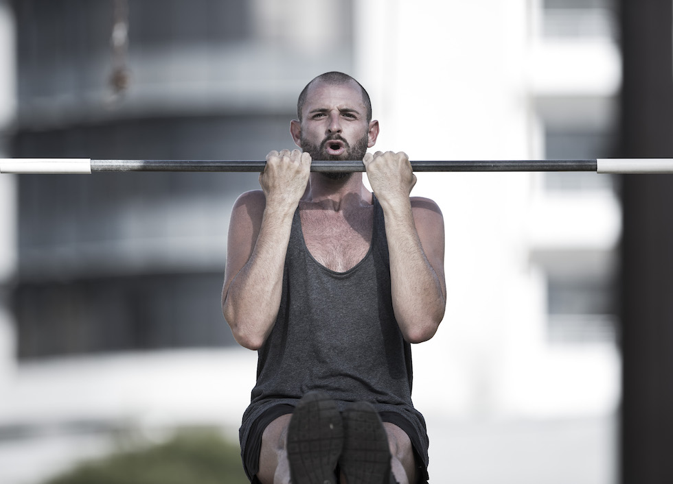 Chin Ups vs Curls: Which Is the Best for Bigger Biceps? - Outdoor Muscle