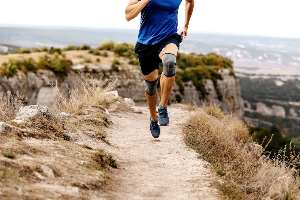 The Ultimate Guide to Strengthening Knees for Runners - Outdoor Muscle